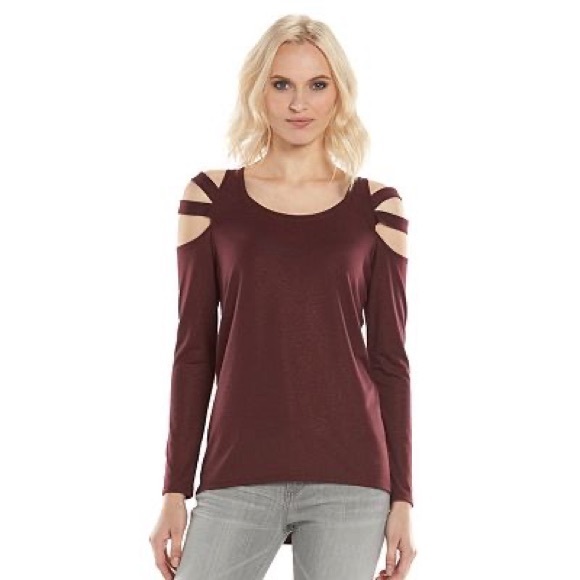 Rock & Republic | Tops | Rock Republic Cold Shoulder Strap Detail Top ...